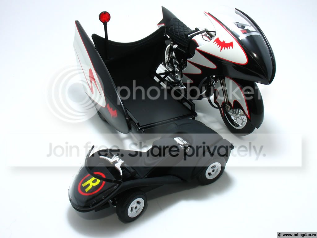 1:12 Batcycle 1966 Batman | DiecastXchange Forum
